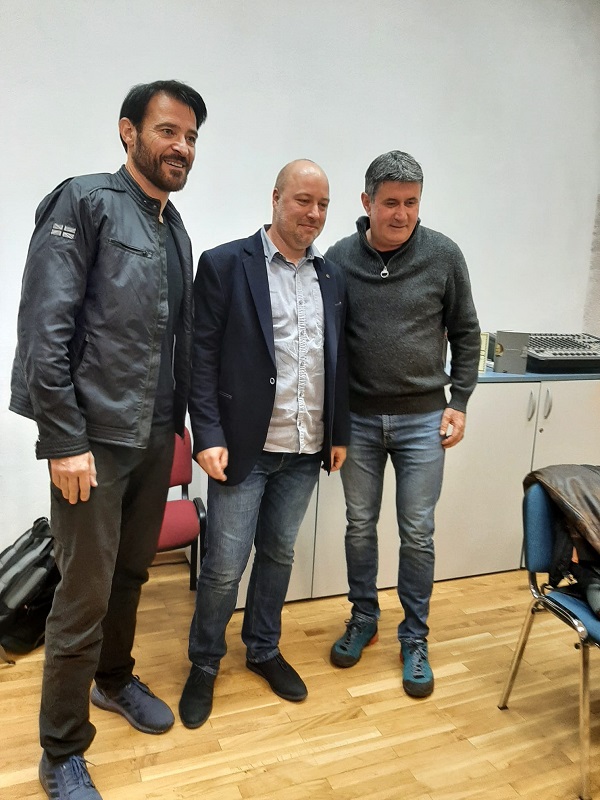GOSTI U GORNJOGRADSKOJ: VEDRAN MLIKOTA I GORAN VIŠNJIĆ – Gornjogradska ...